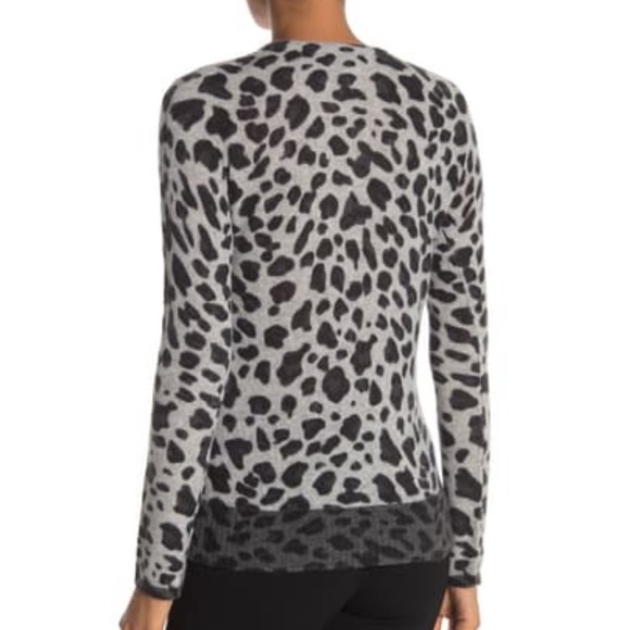 Magaschoni | Sweaters | Magaschoni Leopard Print Cashmere Sweater Small ...